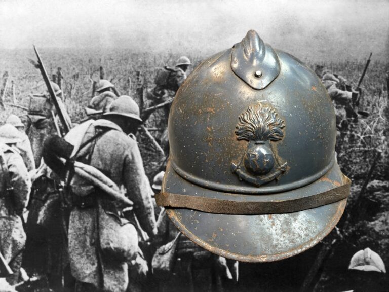 WW1 French Colonial Infantry Adrian Helmet Complete – 661944.com